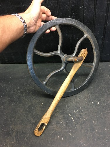 Antique 1910s SINGER Treadle Sewing Machine Cabinet Base Cast Iron Fly ...