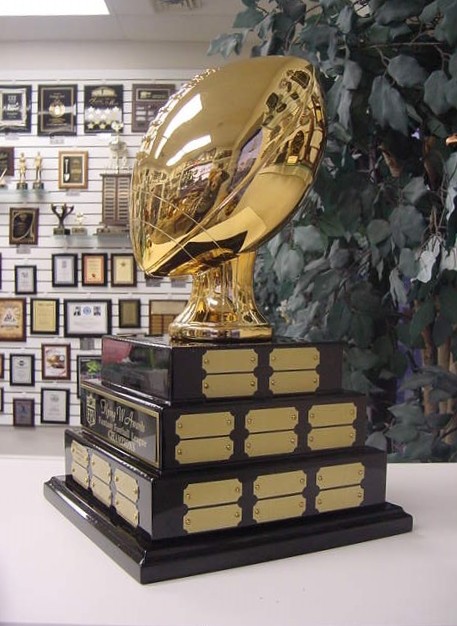3 TIER LARGE EMBOSSED FANTASY FOOTBALL PERPETUAL TROPHY 38 YEARS P~RA ...