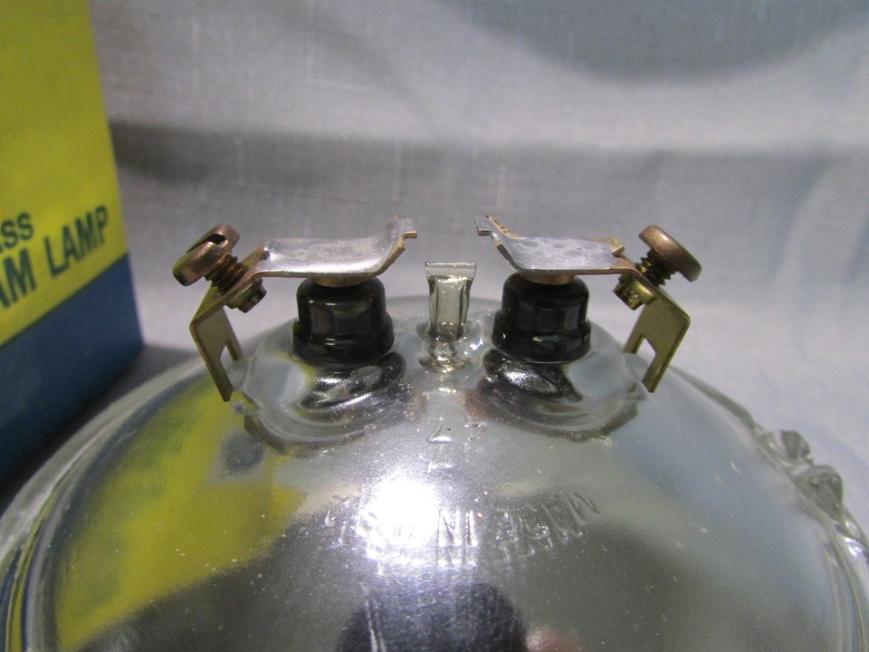 Genuine GE Light 8w 6v 1.33A 7613 Incandescent Bulb PAR 36 New | eBay