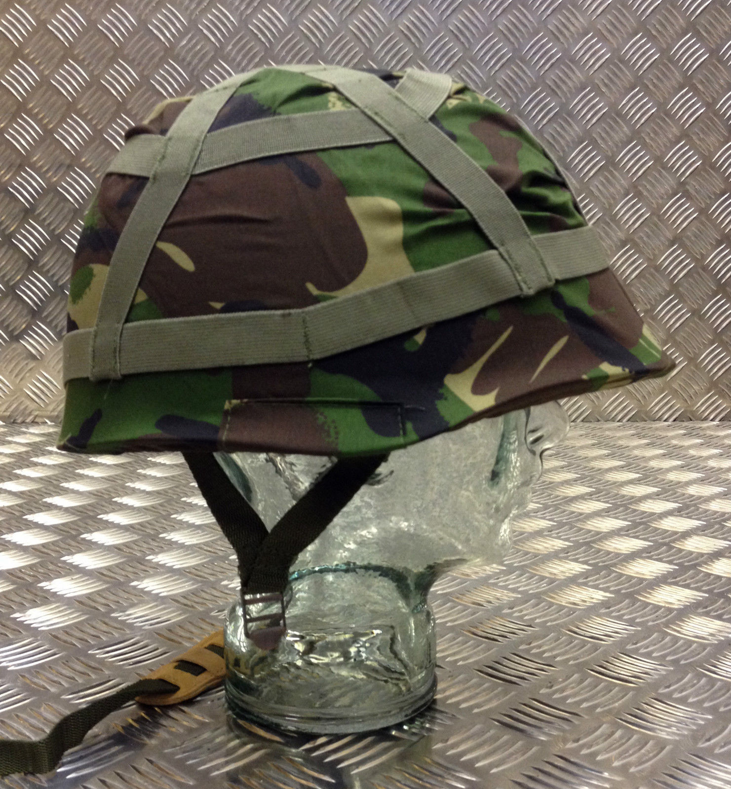Genuine British Army Woodland Camo DPM Helmet Cover. Size Adjustable ...