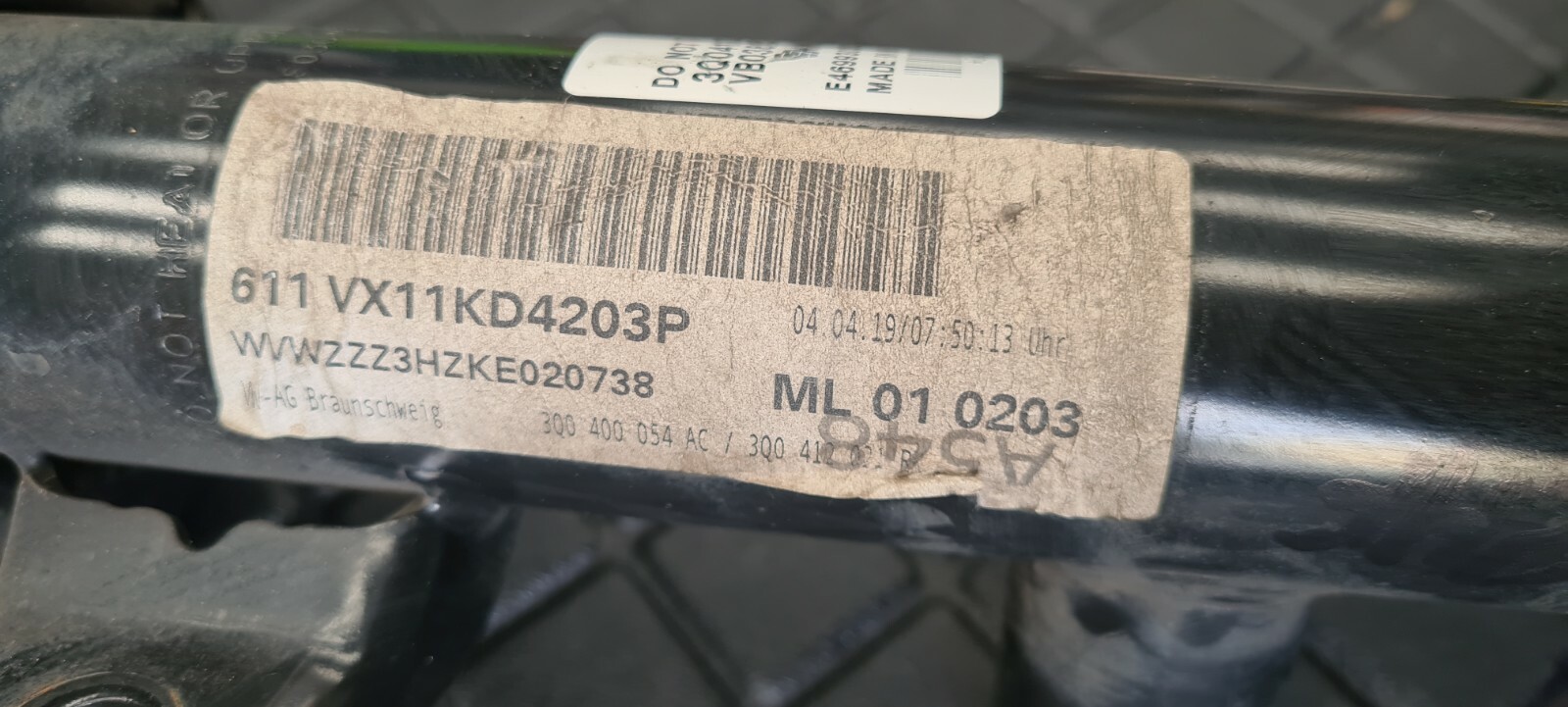 2019 VW ARTEON RLINE FRONT SPRING & SHOCK ABSORBER 3q0413032a right ...