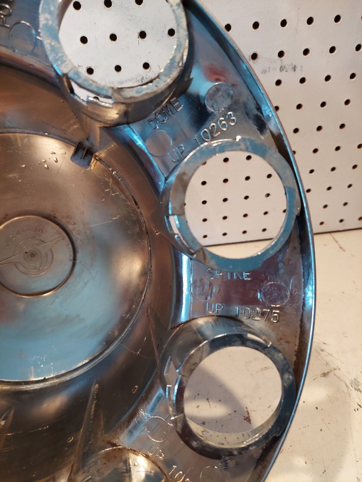 United Pacific Chrome Dome Rear Axle Cover With 33mm Thread-on Cover ...