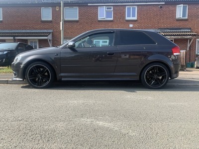 AUDI A3 8P S-LINE QUATTRO 2.0 TFSI 2007. Modified Tastefully And ...