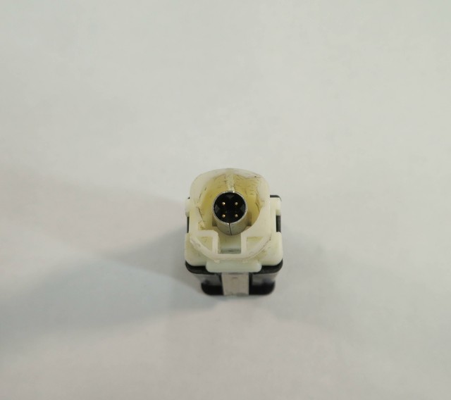 BMW OEM E92 E70 F10 F02 USB Audio Input Port Socket 84109237656 for ...