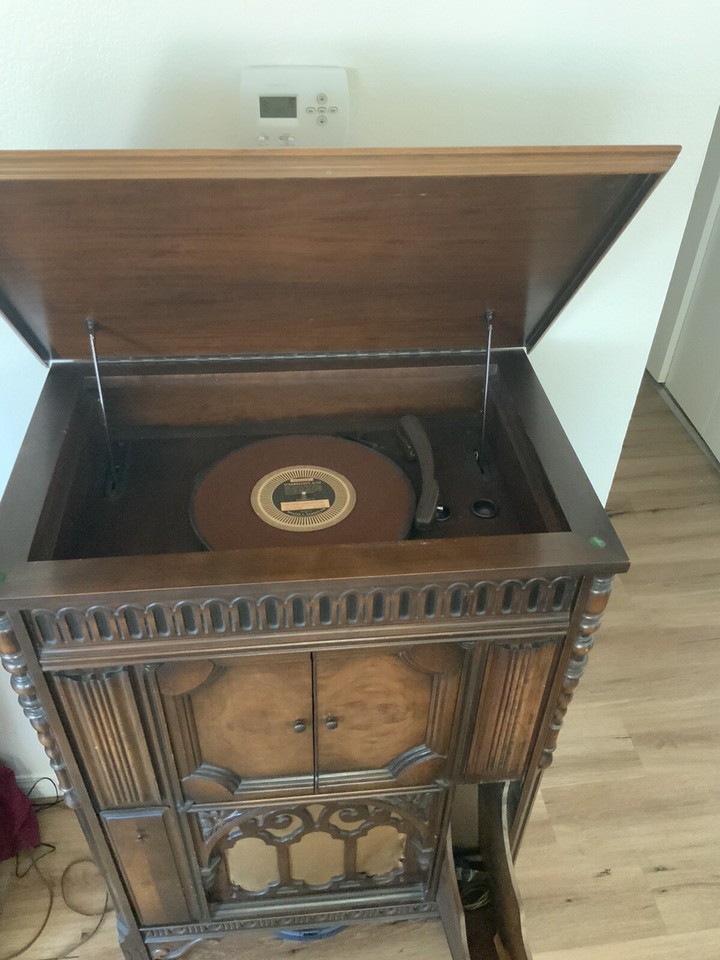 Antique “Temple” - Radio / Phonograph | eBay