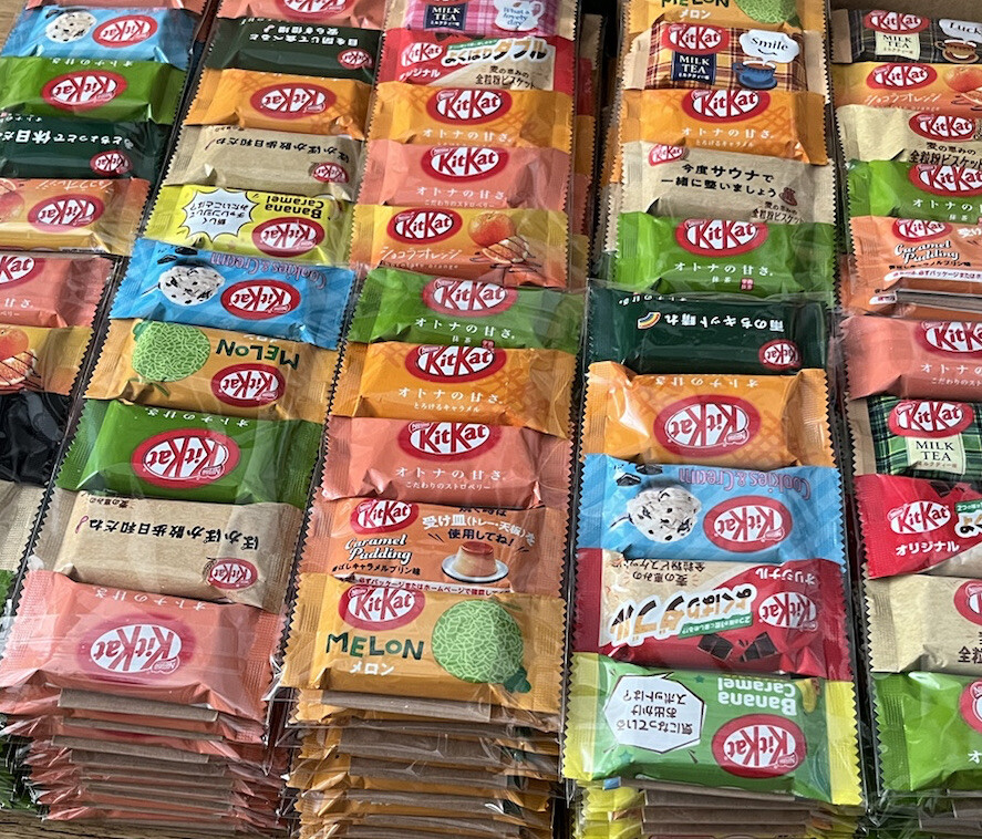 Japanese Nestle Kit Kat 10pc Set - Japanese Chocolate Taster, Great ...