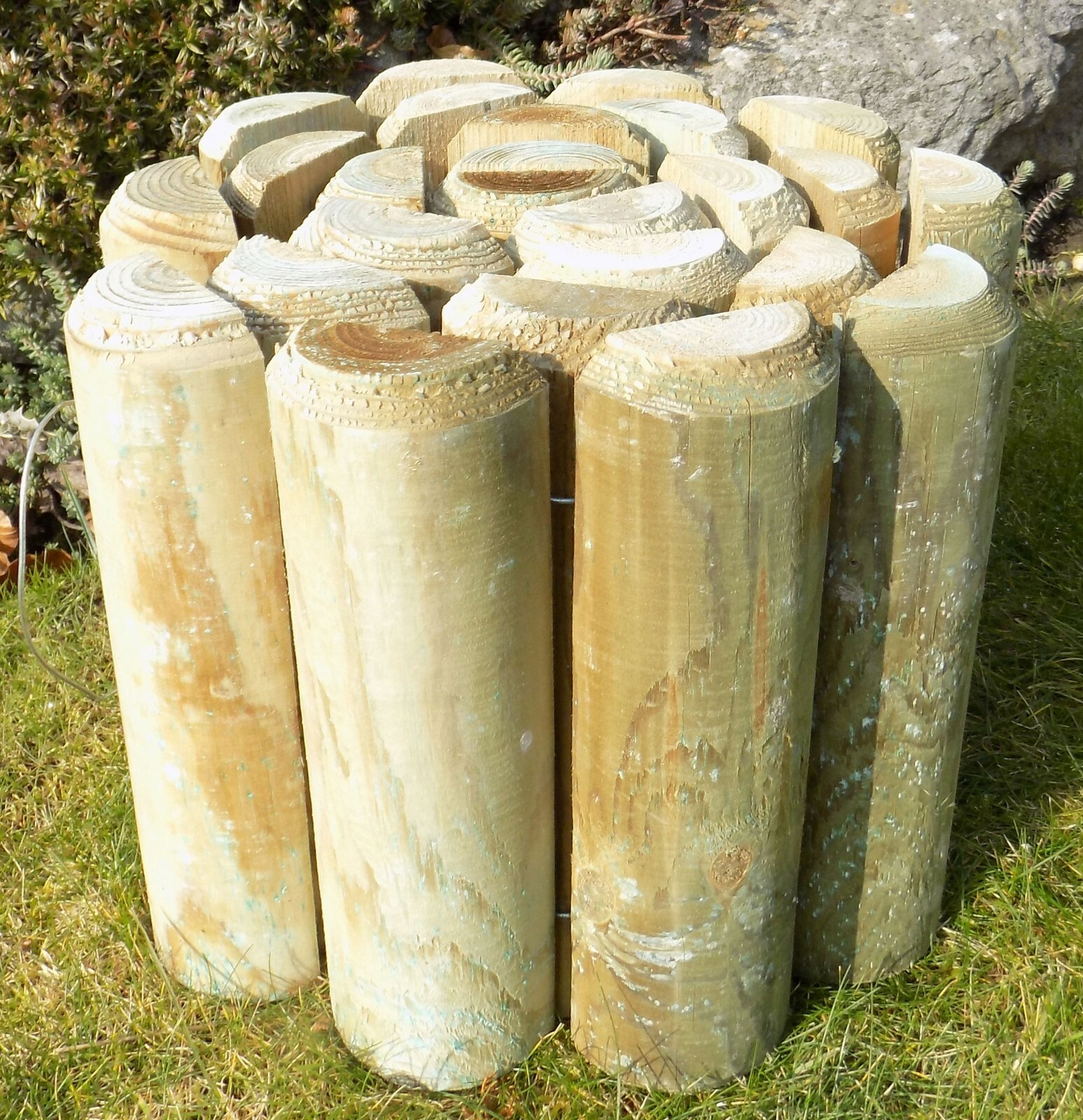 Log Roll Garden Border Timber Path Edging Wooden Grass Edge 9" (225mm ...