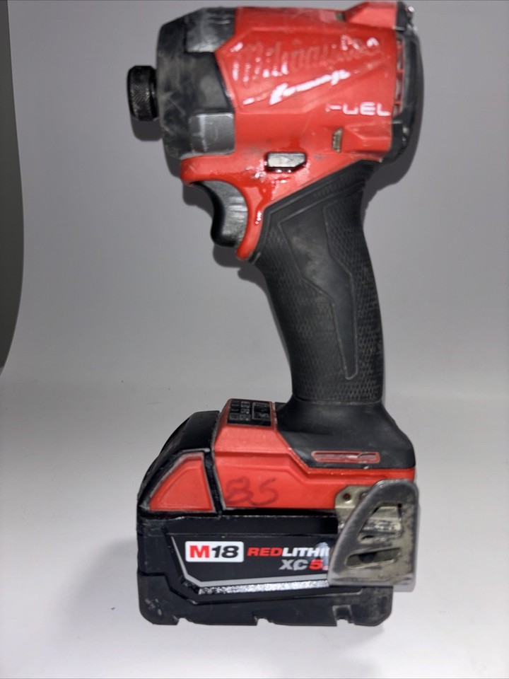 Milwaukee 2853-20 M18 FUEL 18V Brushless Cordless 1/4" Impact Driver W ...
