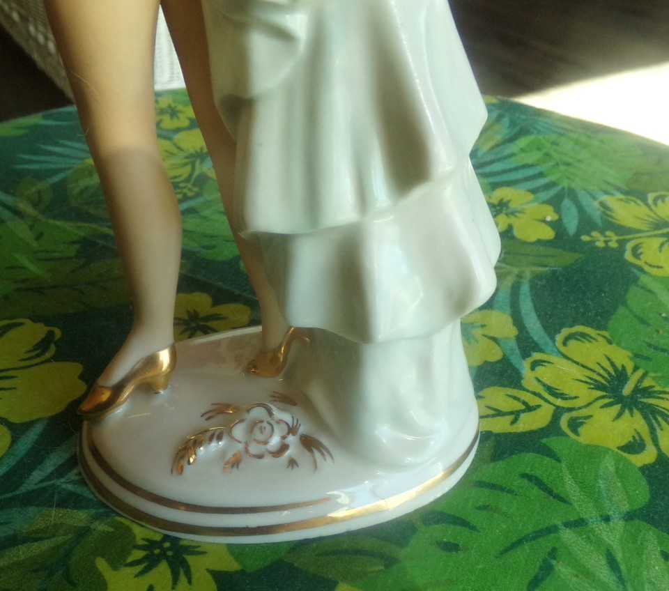 ART DECO DRESDEN 12" PORCELAIN BURLESQUE WOMAN DANCER CROWN OVER N MARK ...