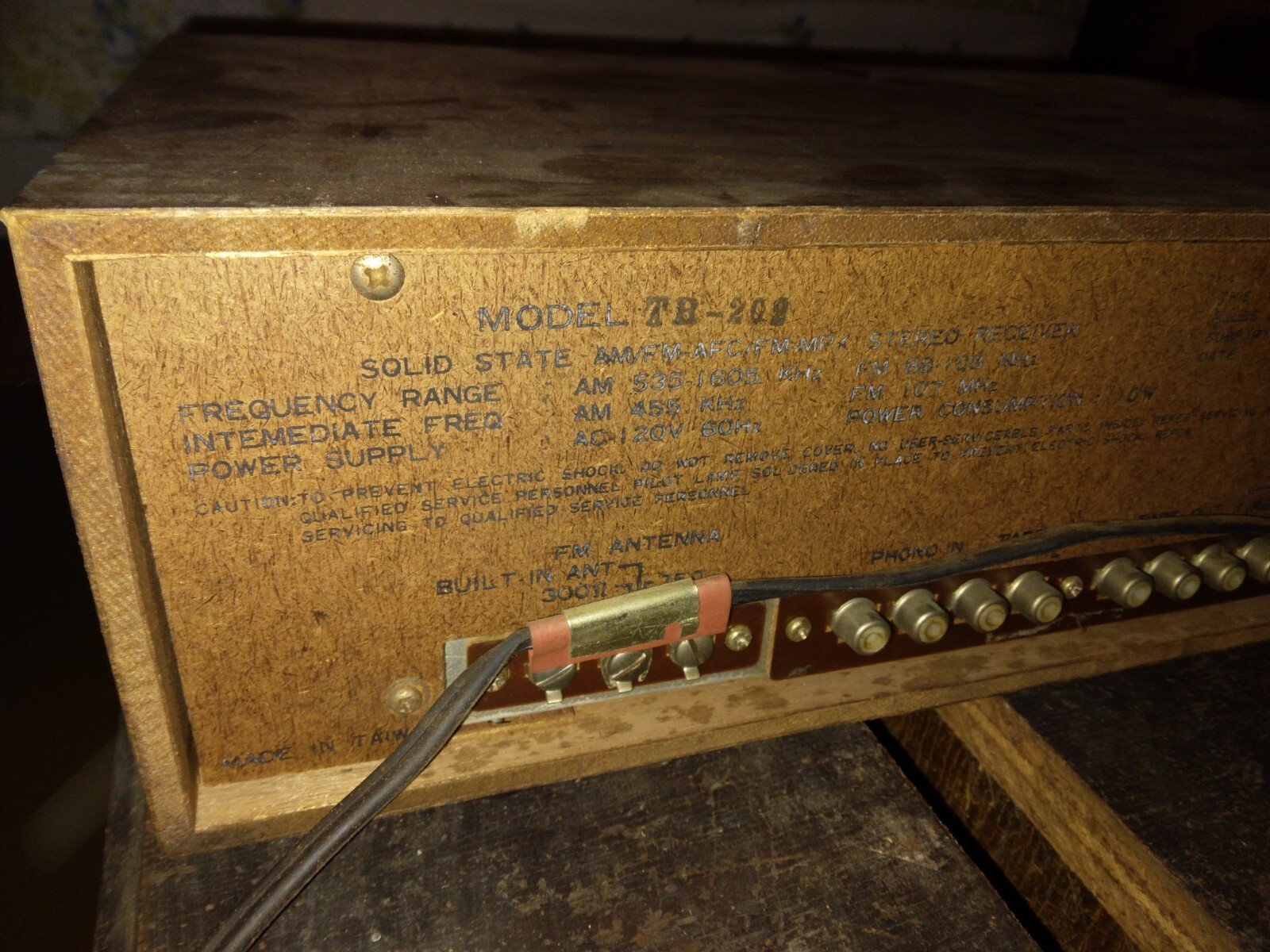 Vintage COMMODORE STEREO RADIO AM/FM SOUND Receiver - TESTED, WORKS! | eBay