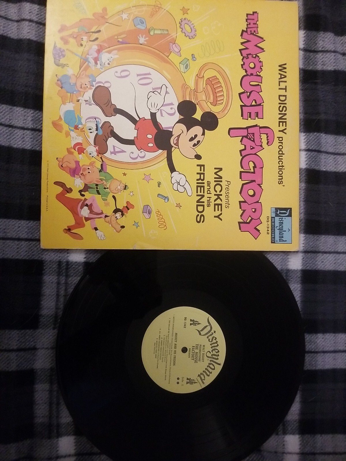 Vinyl Album - The Mouse Factory Presents Mickey And Friends LP 1972 ...