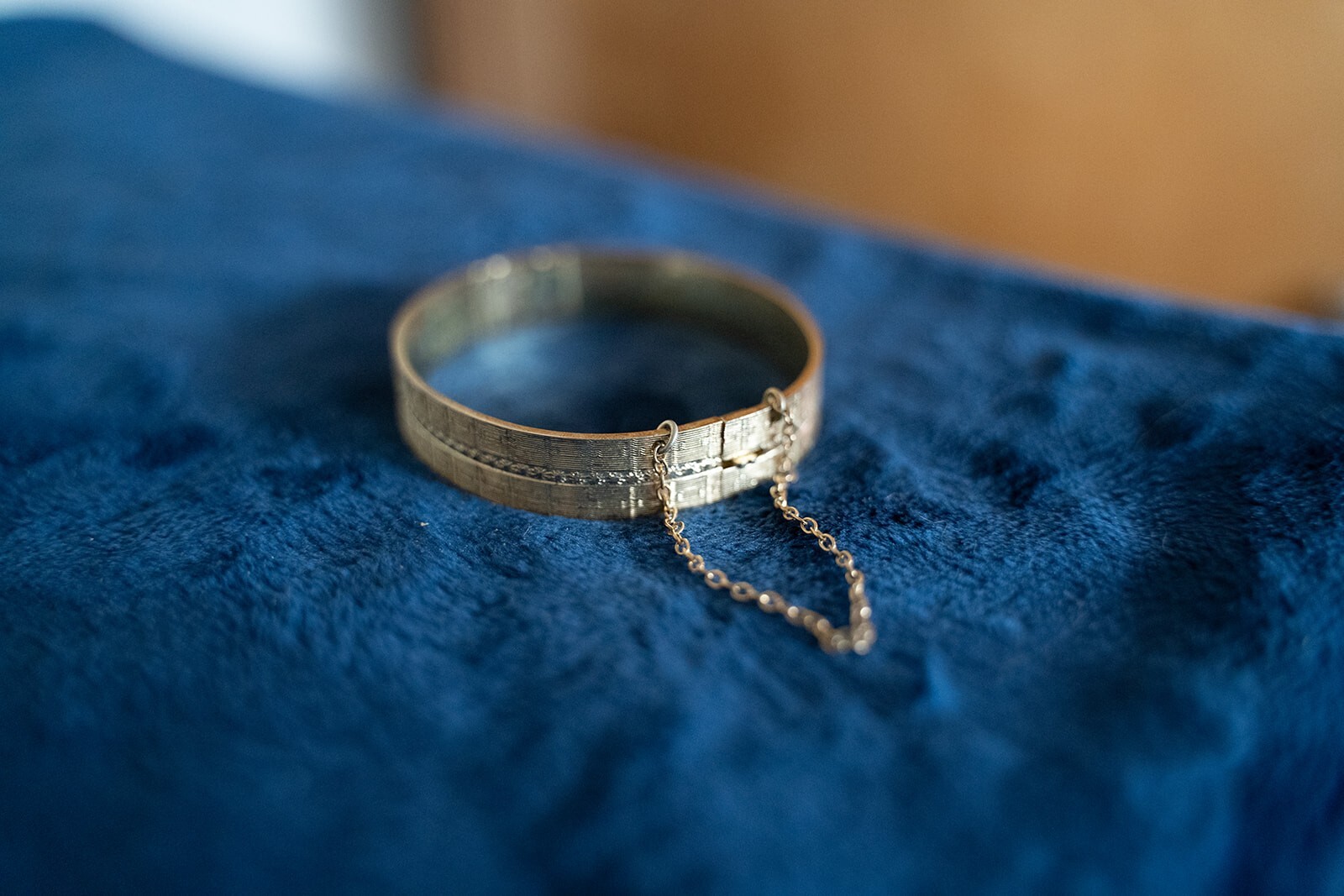 whiting and davis bangle braclet catch chain gold tone worn vintage ...