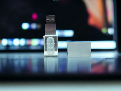 3D Foto im USB-Stick 8 GB Glas Gravur Geschenk Bild Laser Kristall ...