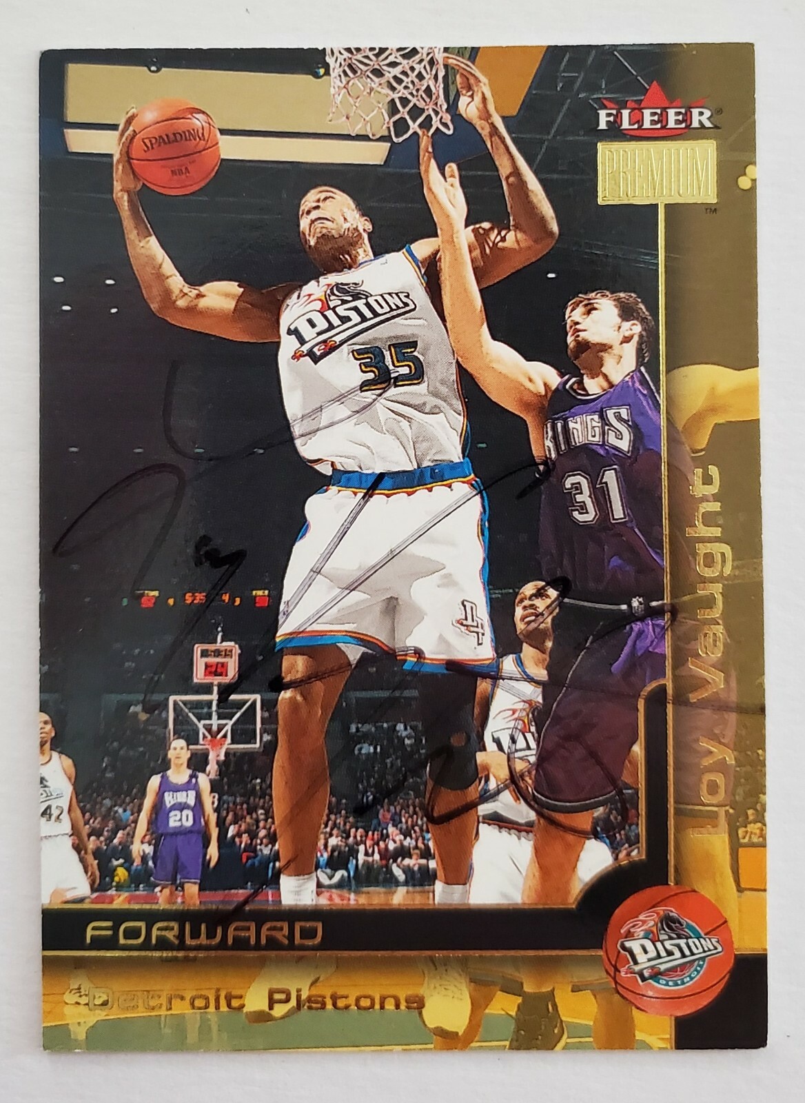 Loy Vaught Signed 2000-01 Fleer Premium #180 Card Detroit Pistons NBA ...