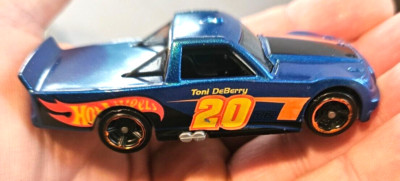Hot Wheels 2010 Circle Trucker Toni Deberry loose diecast won many ...
