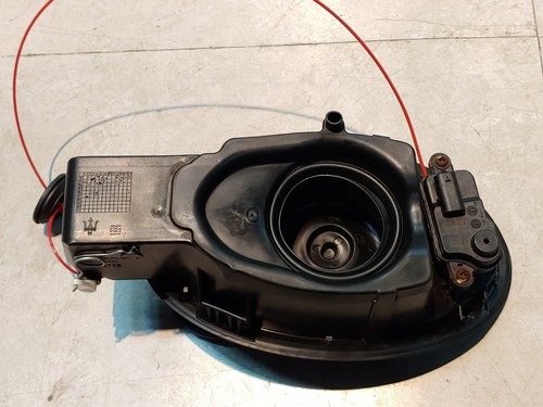 2013-2016 Maserati Quattroporte M156 Genuine Fuel Filler Neck Base ...