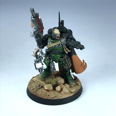 Salamanders Captain in Phobos Armour Space Marines Warhammer 40K ...