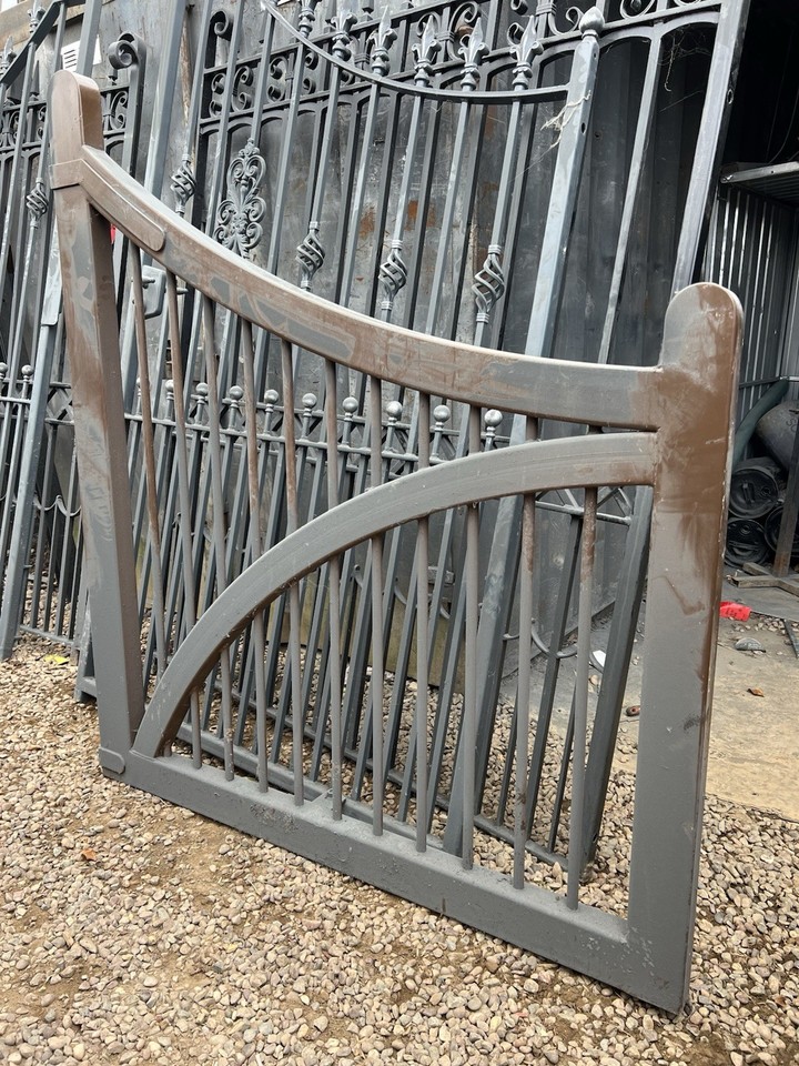 Driveway Gates Dusty Brown, 3.04 Meters 10ft | eBay UK