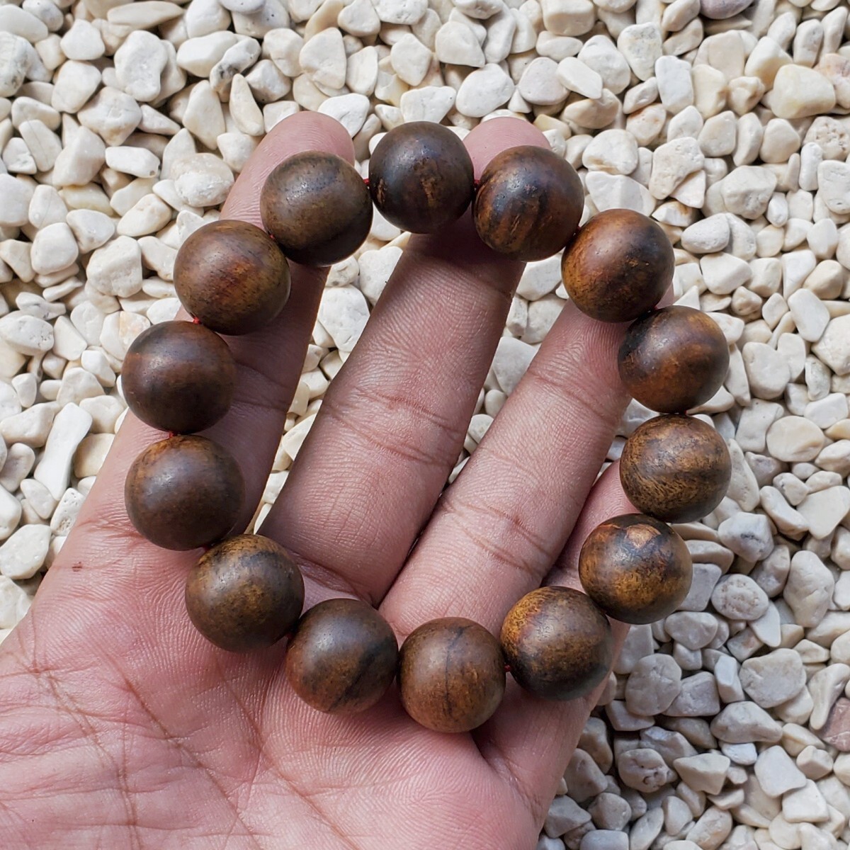 16 MM Borneo Aetoxylon Agarwood 14 Beads Nice Smell Gaharu Buaya ...
