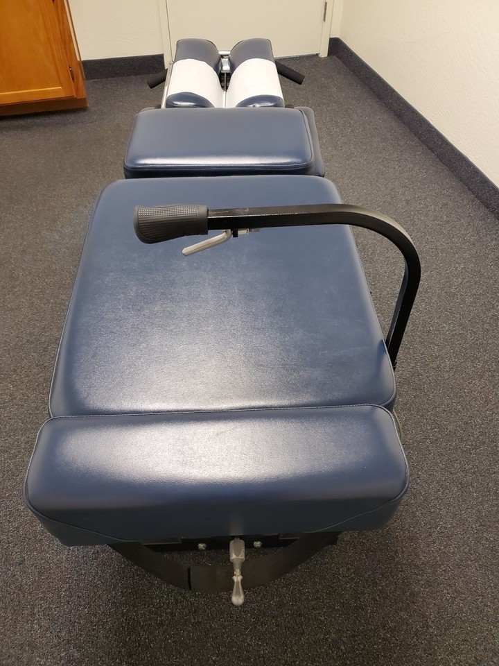 Chiropractic Lumbar Flexion Distraction Table w/ Drop Section. PICKUP ...