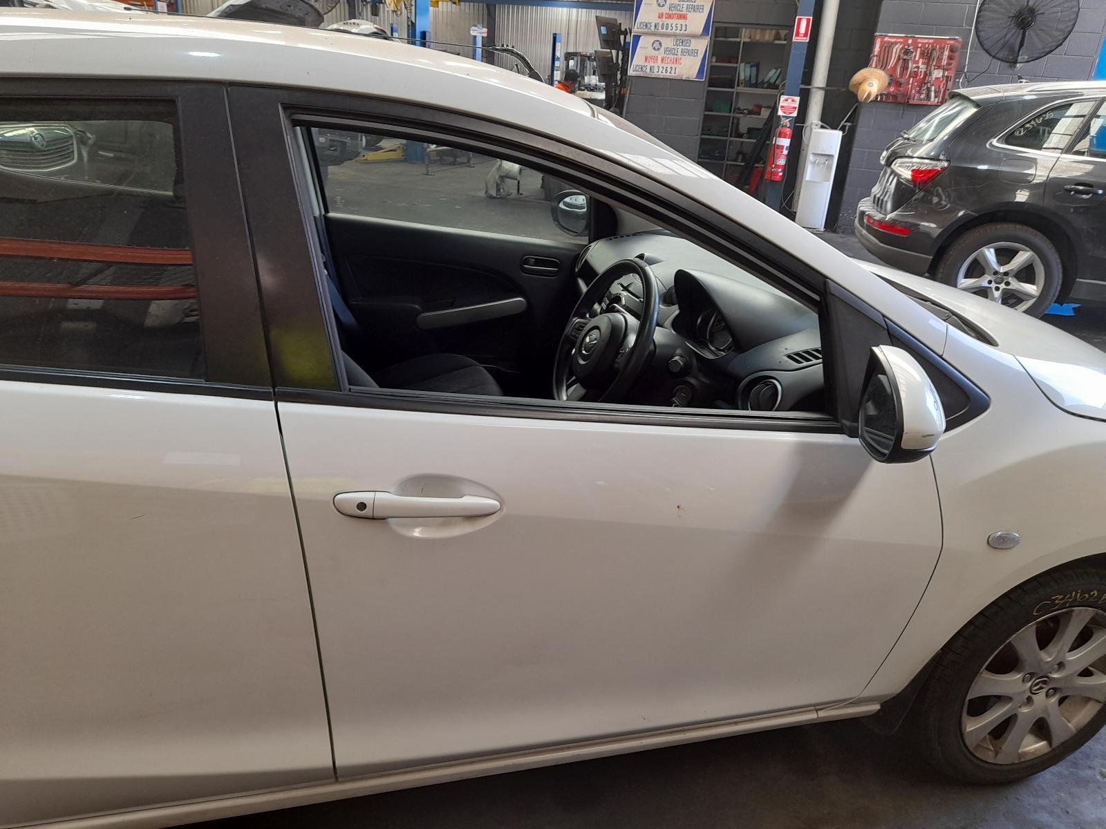 MAZDA 2 REAR BUMPER MAIN REINFORCEMENT, DE SERIES, 09/07-09/14 | eBay