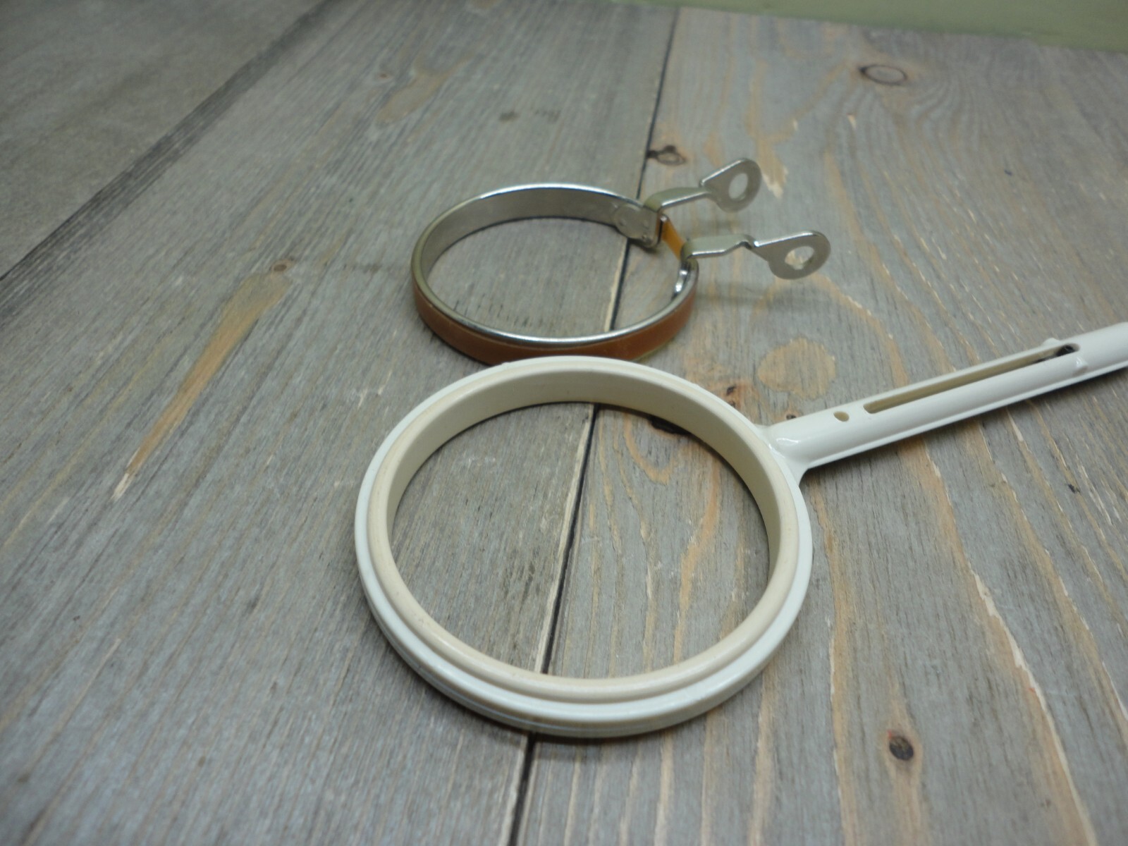 Genuine Bernina Darning Foot #285 & Embroidery Hoop Vintage Hosiery ...