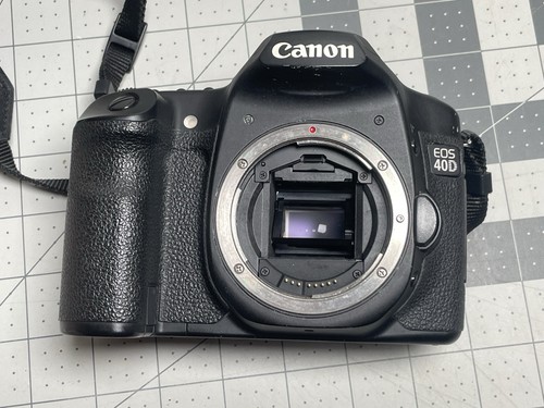 Canon EOS 40D Body With Manual, Charger, 3x Batteries, CF Card | eBay