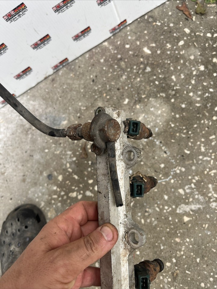🇯🇵MR2🇩🇪AW11 MK1 OEM Fuel Rail *408* | eBay