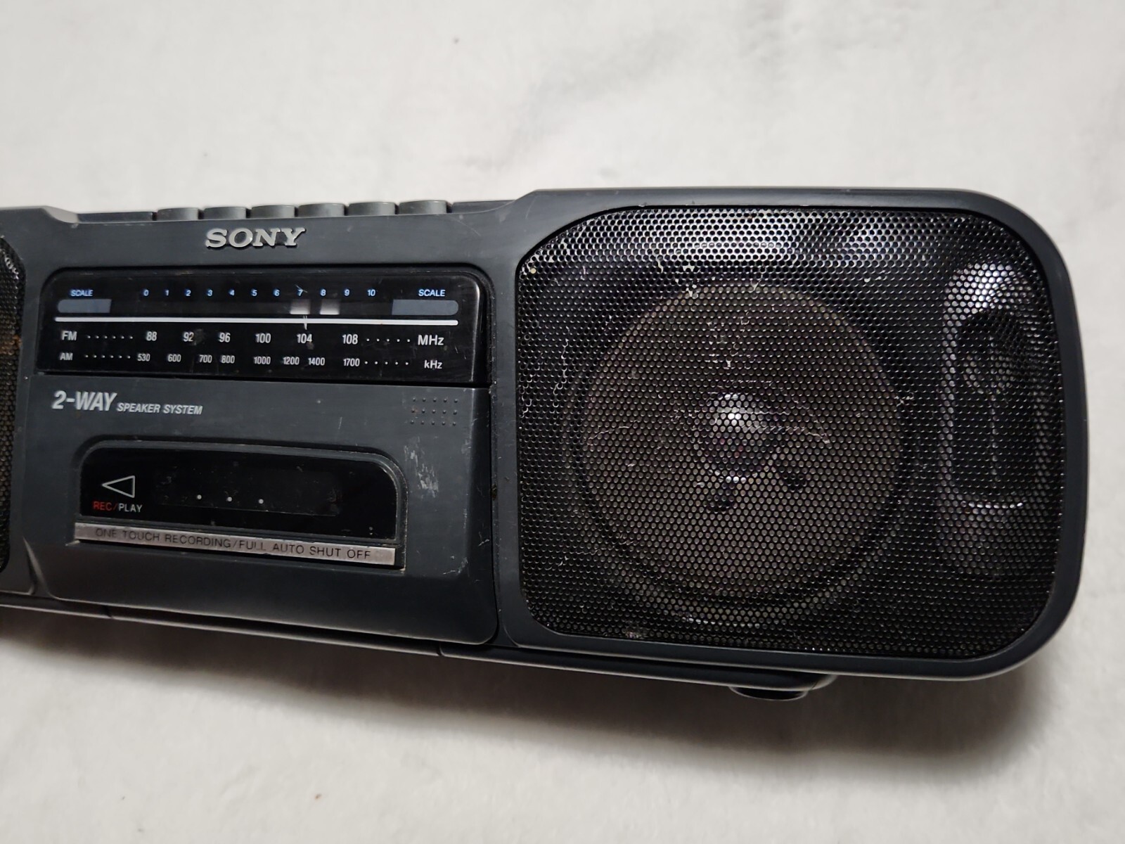 VINTAGE SONY CFS-200 AM/FM STEREO BOOMBOX RADIO CASSETTE PLAYER FOR ...