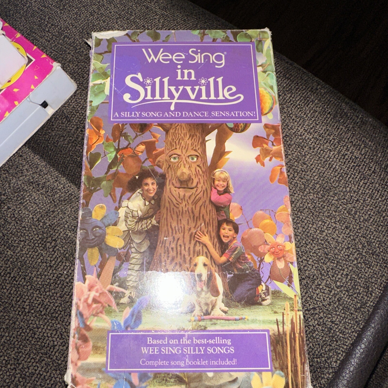 Wee Sing in Sillyville Silly Song Dance Sensation VHS 1989 Laurie Scott ...