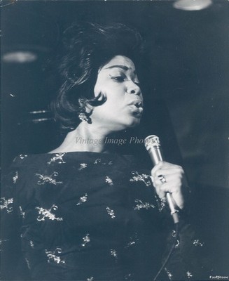 1965 Doris Hines Singer Musician Jazz Performer Beautiful Girl ...