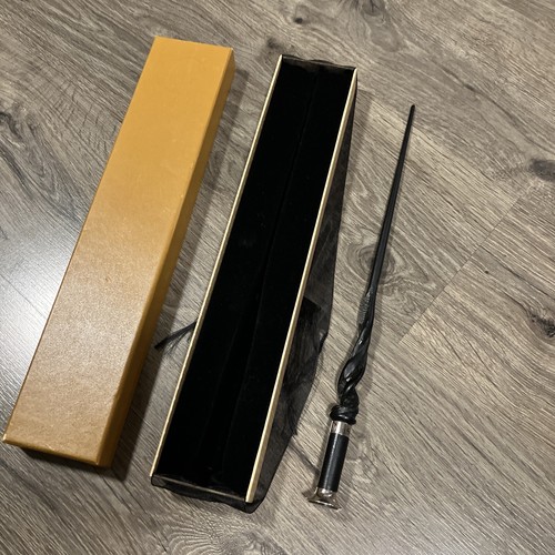 HARRY POTTER | Albus Dumbledore Wand | Fantastic Beasts - Noble ...