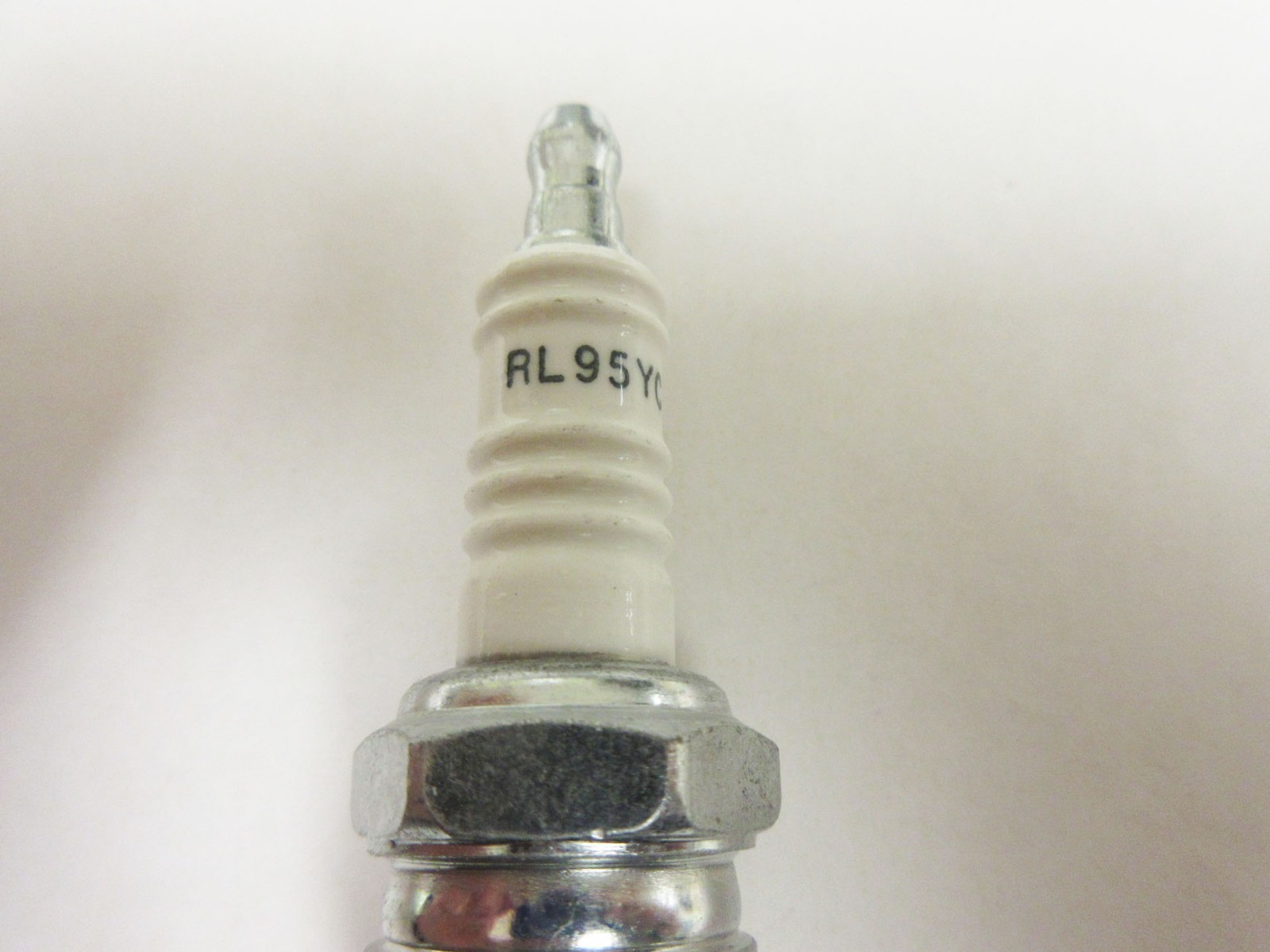 Champion 929 RL95YC Small Engine Spark Plug Pack of 4 | eBay