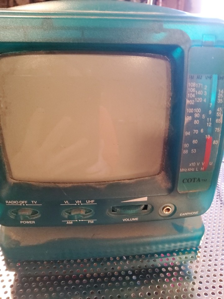 Vintage COTA 5" Portable Black White TV With AM/FM Radio Model CT-50005 ...