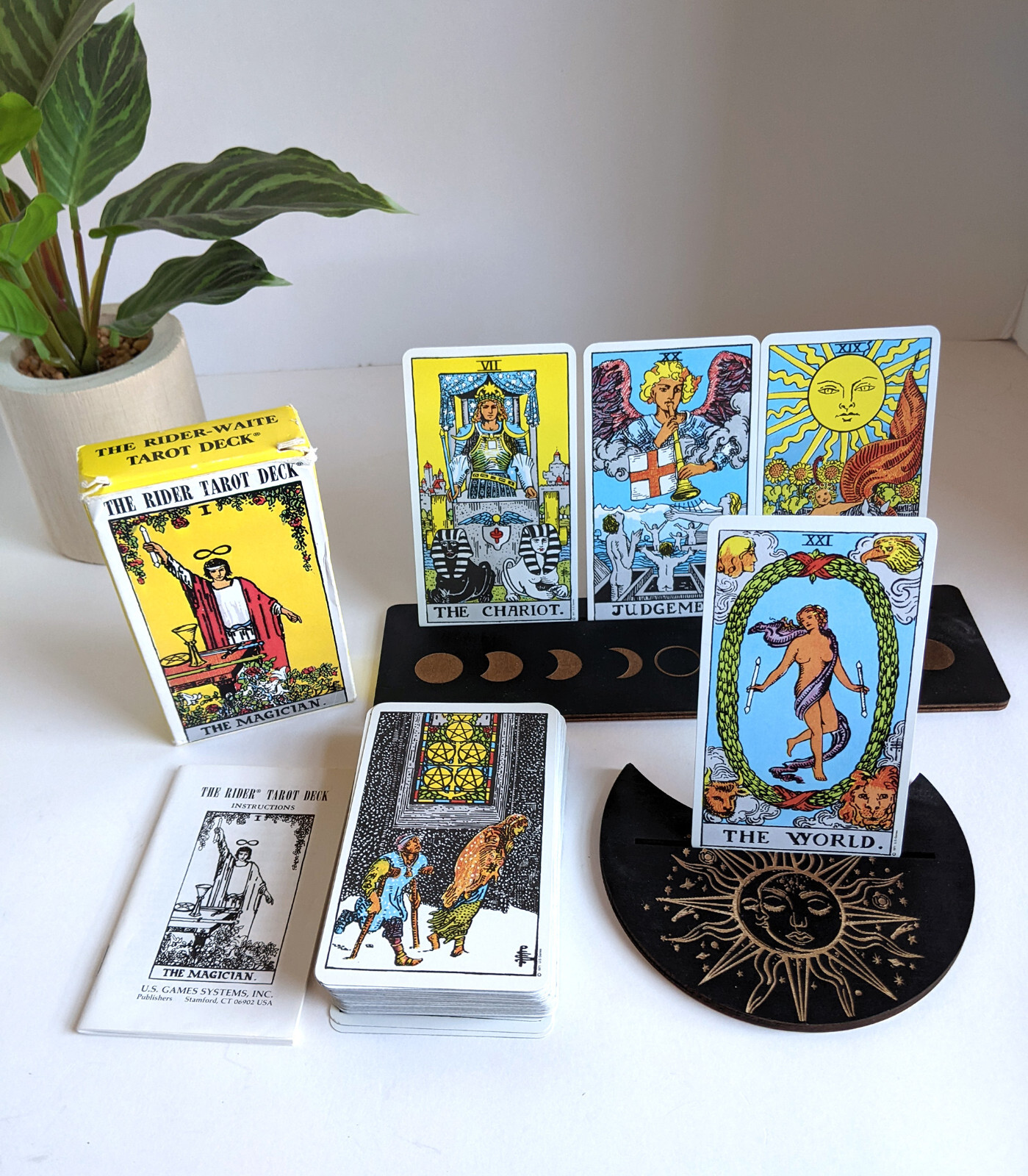 VINTAGE RYDER TAROT DECK CARD SET By PAMELA COLMAN SMITH & 2pc's Wooden ...