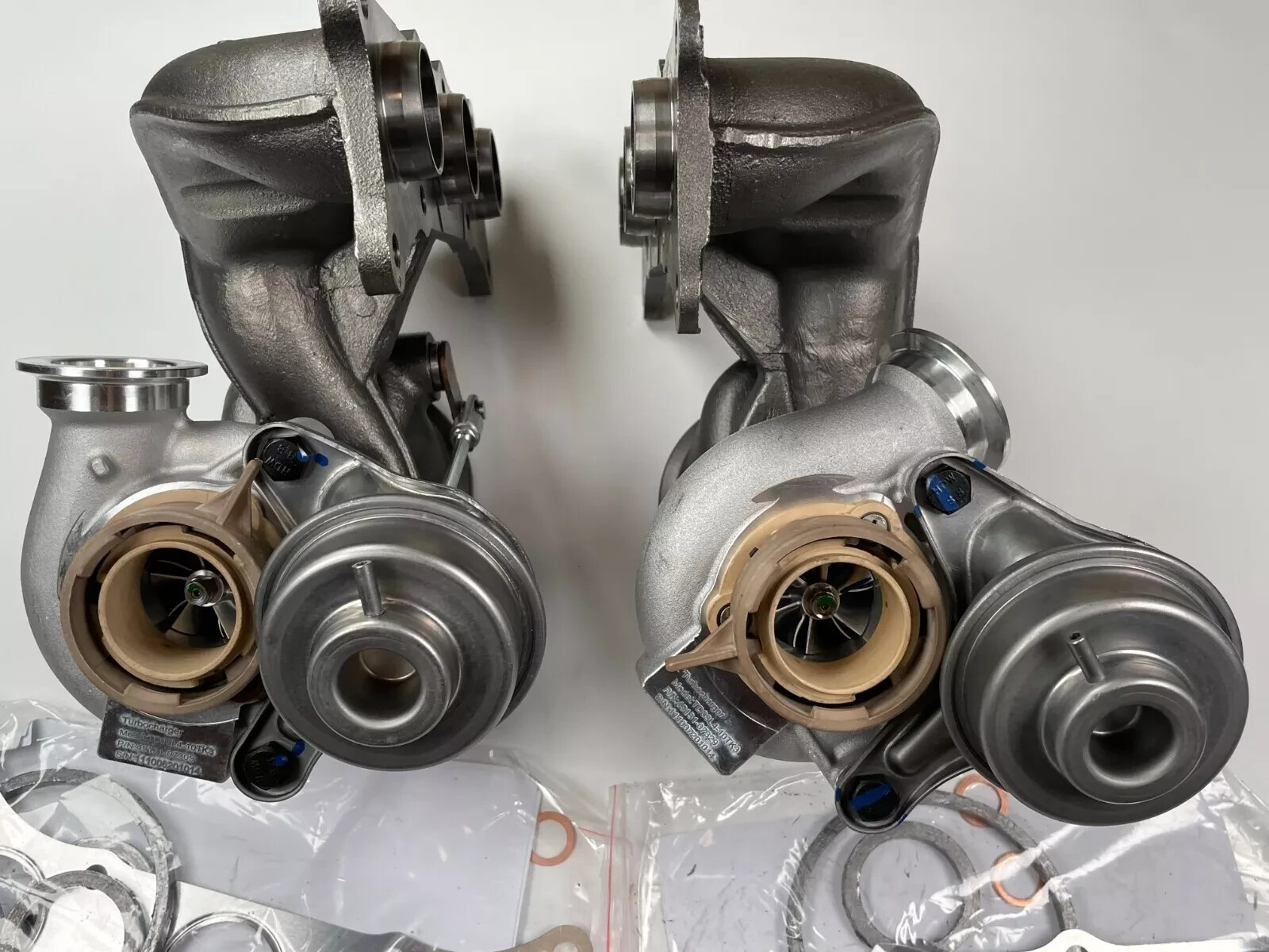 11657593020 11657593022 Twin Turbo For BMW 740i 740Li X6 35iX E71 E72 3 ...