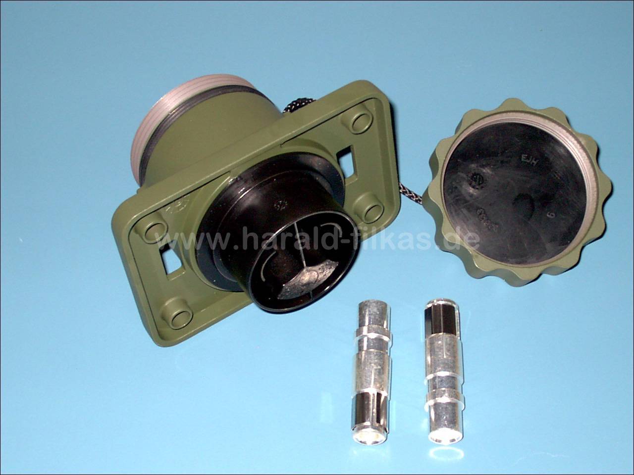 Startup aid NATO socket green to VG 96917 G, with lid on rope, up to 42 ...