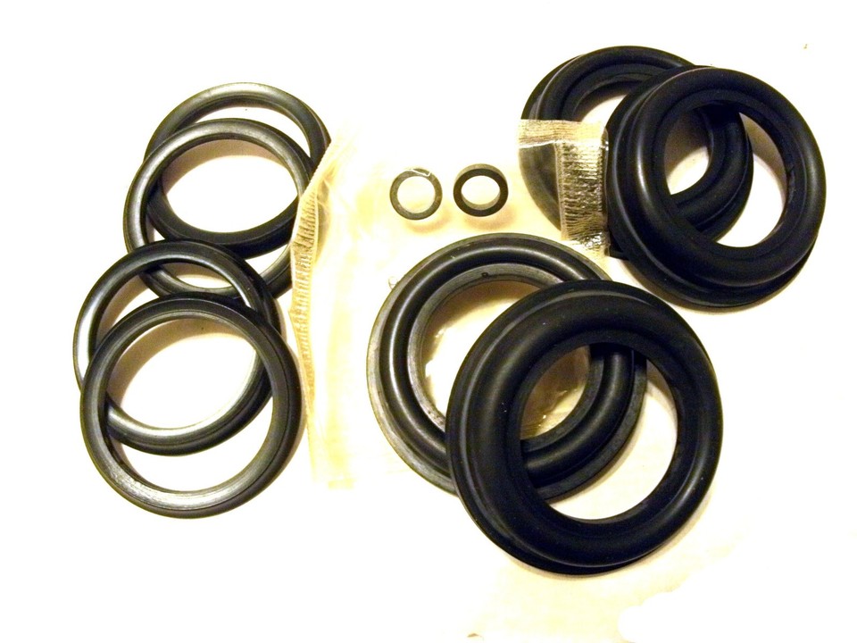 Raybestos WK517 Disc Brake Caliper Repair Kit Electra LeSabra Riviera ...