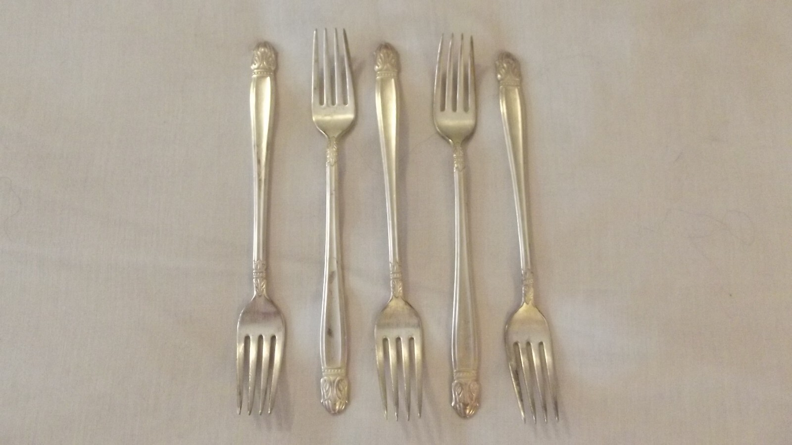 Holmes & Edwards Inlaid Forks 1 S | eBay
