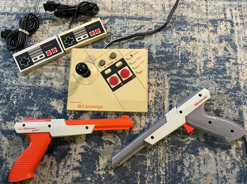 Nintendo NES Advantage Joystick Controller, 2 Remotes & 2 Zappers ...
