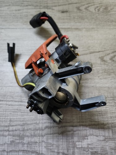 FORD FIESTA XR2 MK2 IGNITION SWITCH BARREL CASTING COMPLETE 89AB-3676 ...