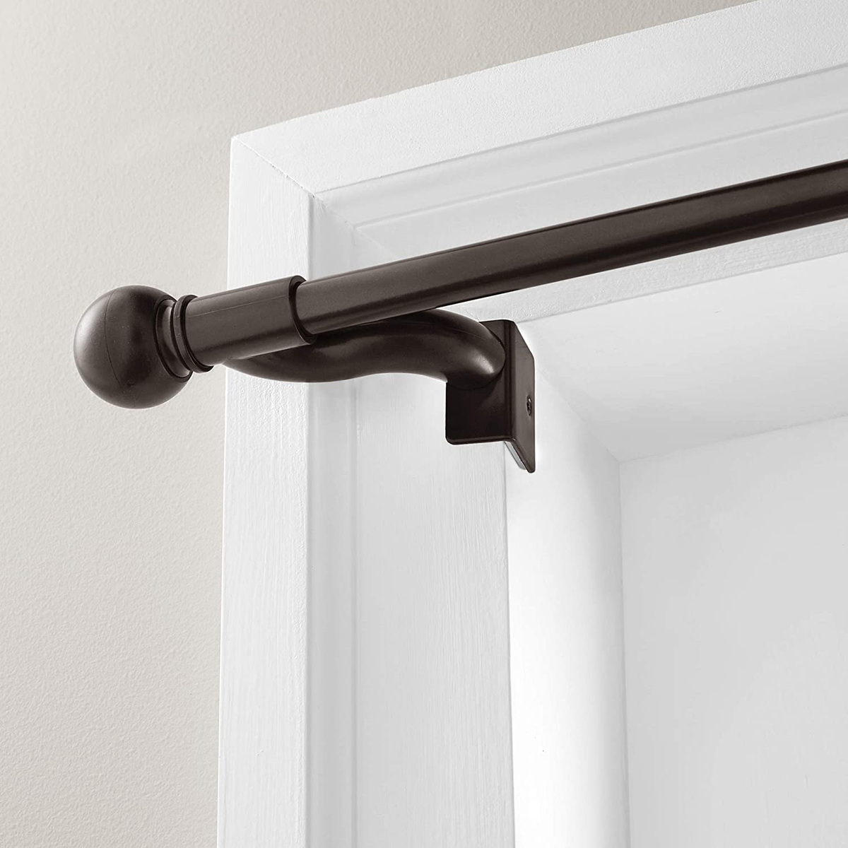 Twist Curtain Rod