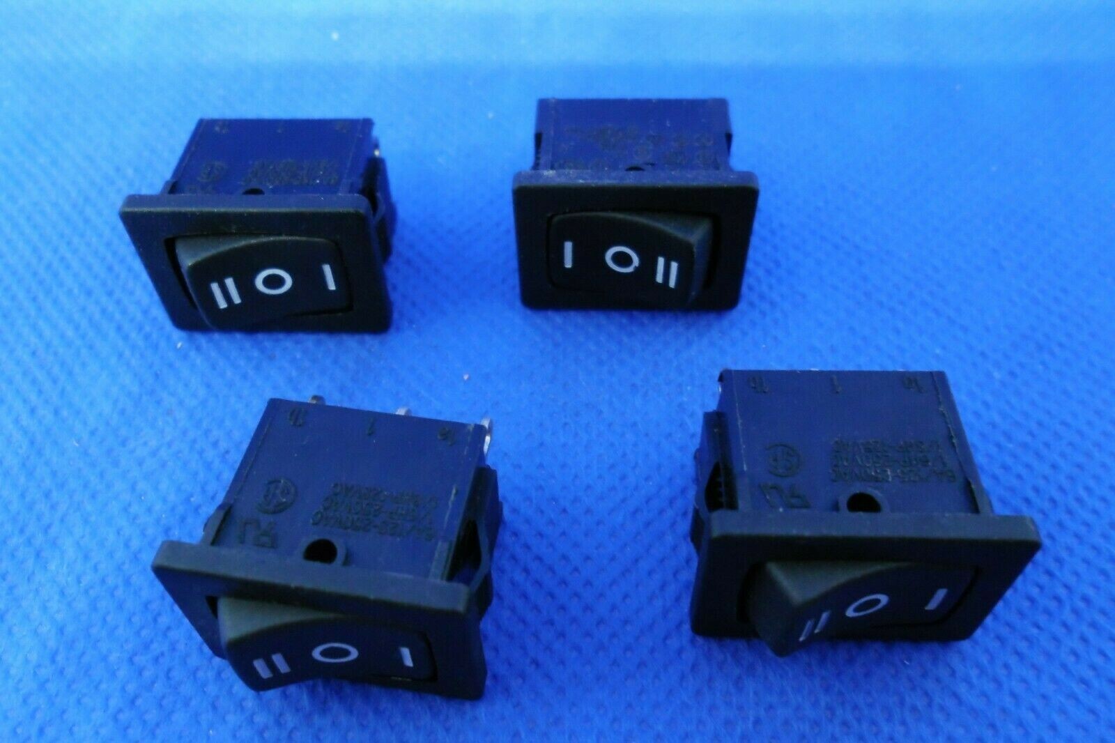 Kema Keur Switch 3 Broches 3 positions A1 T105 6A/125-250 Commutateur ...