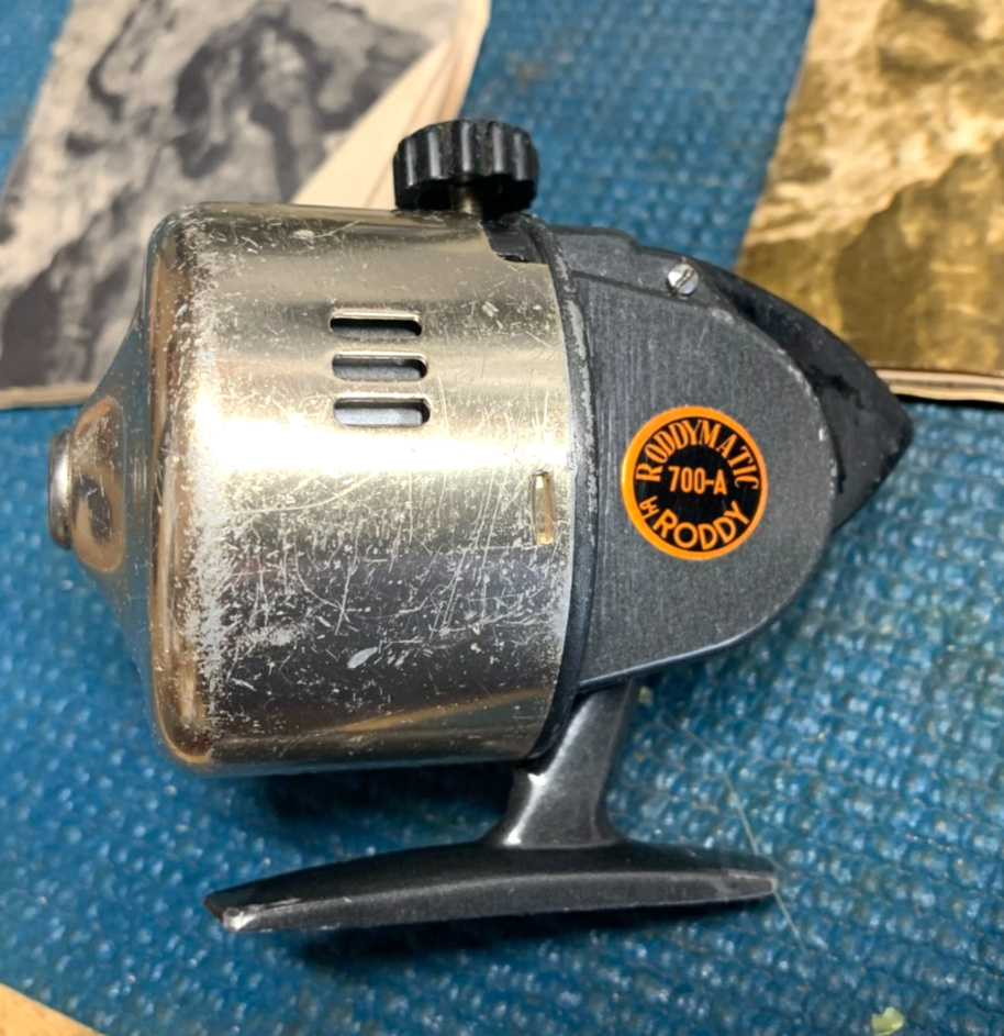 Vintage Roddy 700A Closed Face Spinning Reel Spin Cast box and paper | eBay