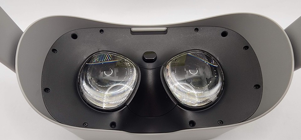 Meta Oculus Go 32GB Standalone VR Headset Only MH-A32 1 Dead Pixels ...