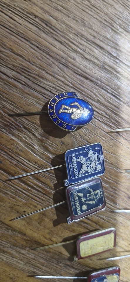 Vintage Brl Qrl Rugby League Long Pins | eBay