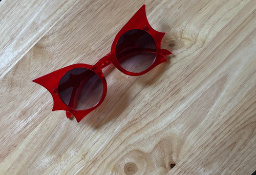 Red Bat Wing Gothic Sunglasses – Oversized Devil Cat Eye Shades – Alt ...
