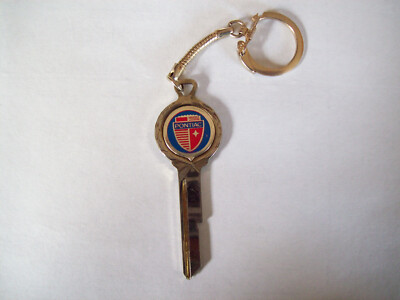 VINTAGE PONTIAC KEY CREST KEY CHAIN ...B50 ON BACK | eBay
