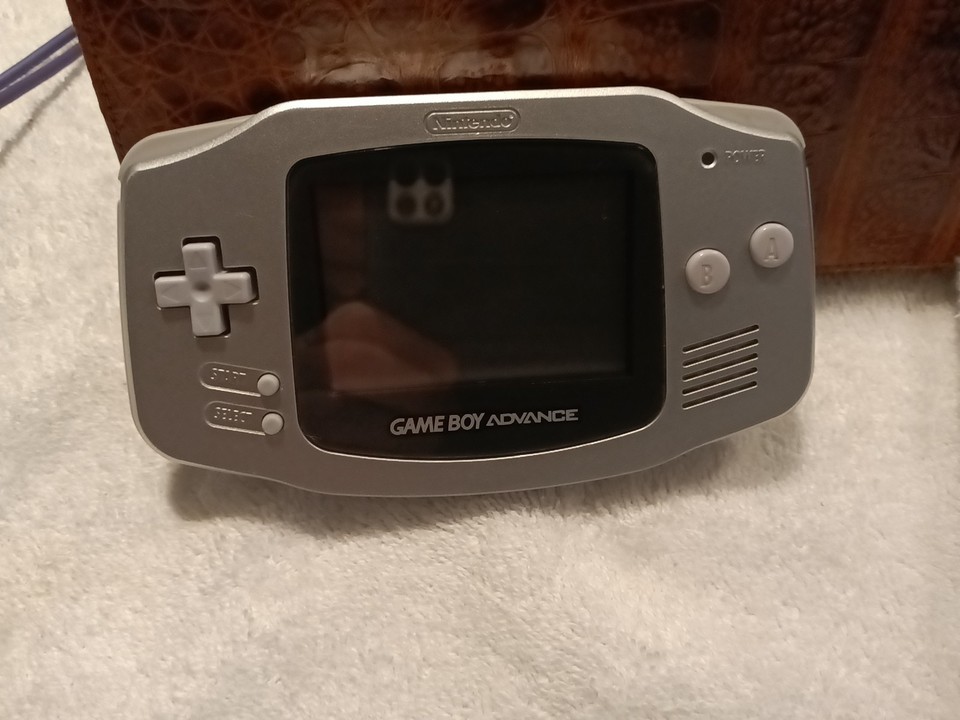 GBA Platinum/Silver Nintendo Game Boy Advance AGB-001 W/ Game Cube ...