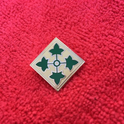 US ARMY 4TH INFANTRY DIVISION HAT/LAPEL PIN | eBay